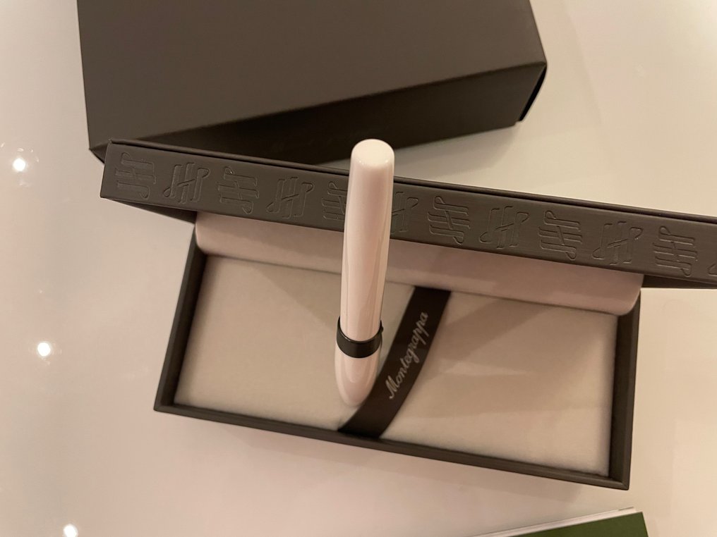 Montegrappa - Fortuna white rutenio - Penna Roller - nuova - 100% ...
