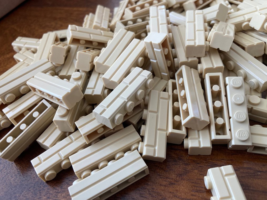 LEGO - 100 Brick, Modified 1 x 4 with Masonry Profile Tan kleur - Lego ...