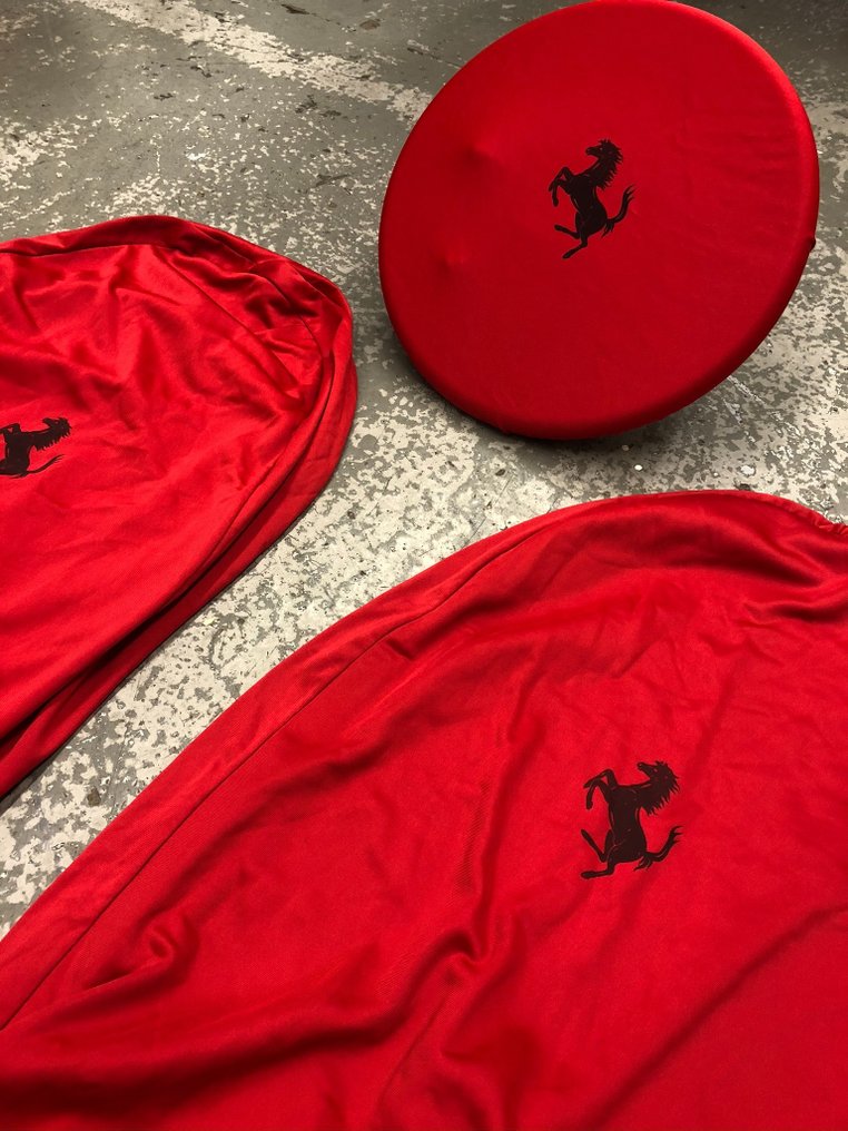 Seat and Steering wheel Covers - Ferrari - Catawiki