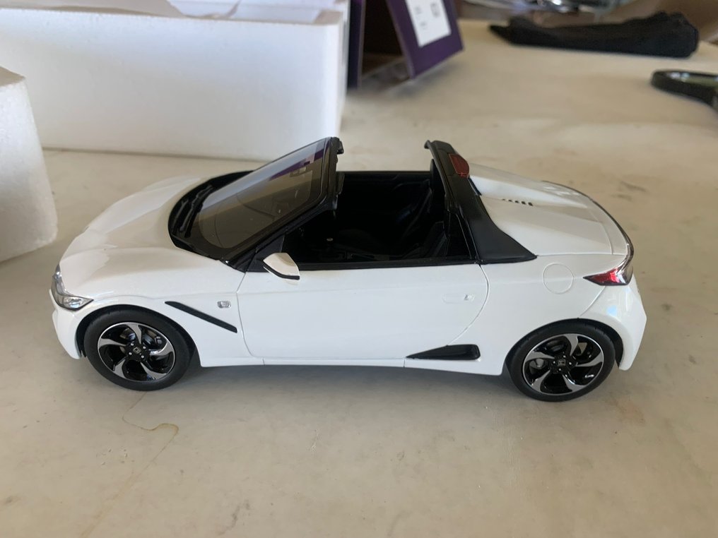 Kyosho - 1:18 - HONDA S660 - Catawiki
