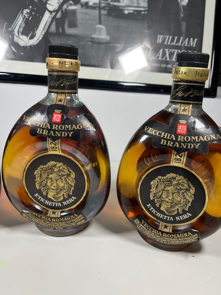 Vecchia Romagna Buton - Etichetta Nera - b. 1970s, 1980s - - Catawiki