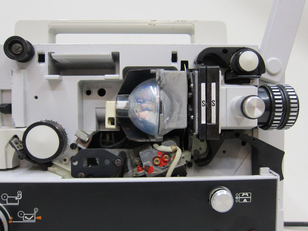 Eumig Mark S 810 super 8 High Quality Sound Film projector - Catawiki