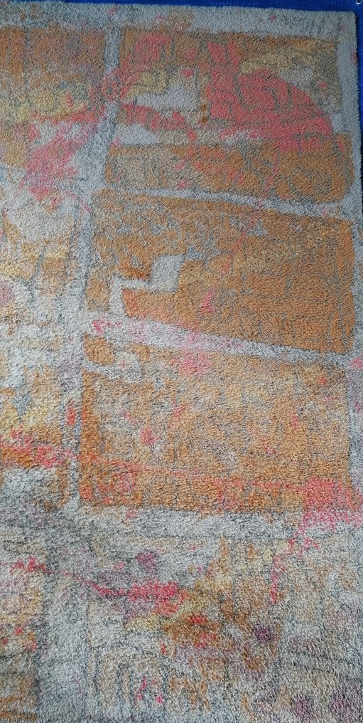 Keith Haring (1958-1990) - CITYSCAPE CARPET - Catawiki