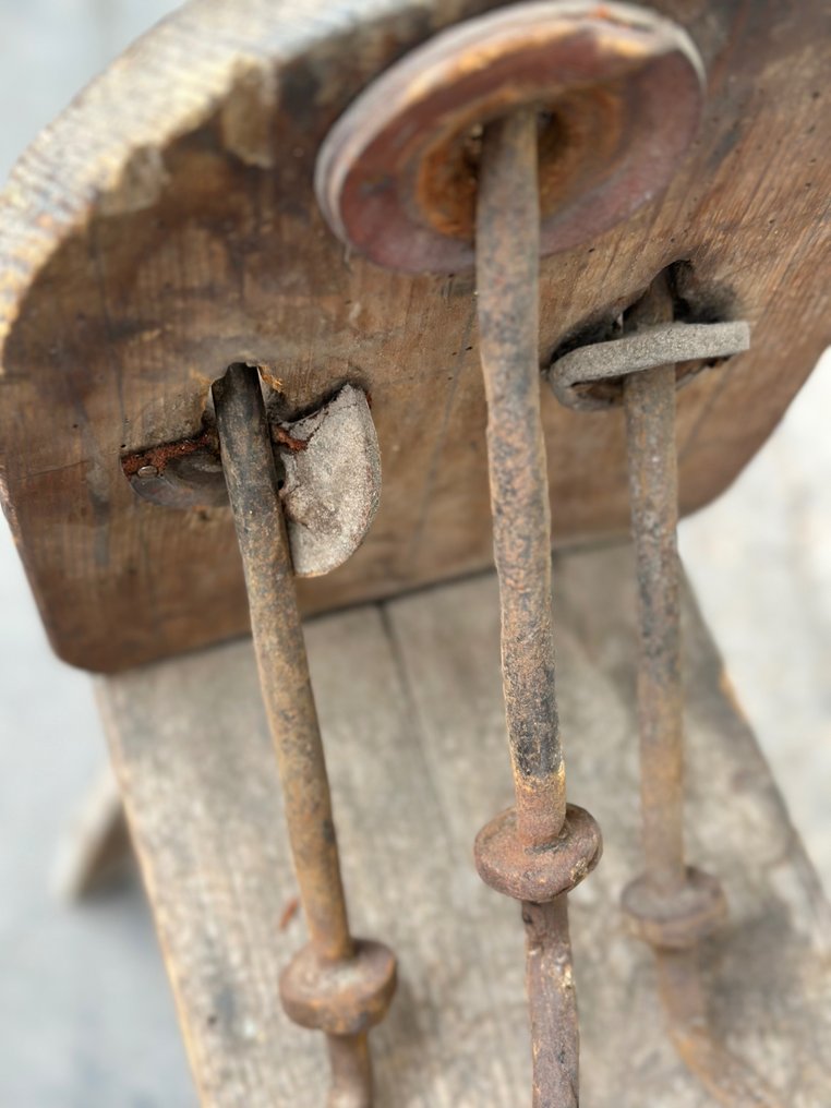 Máquina de coser - Hierro (forjado), Madera - Catawiki Máquina de coser - Hierro (forjado), Madera - Catawiki