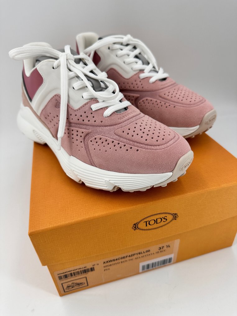 Tod's - Sneakers - Size: Shoes / EU 37.5 - Catawiki