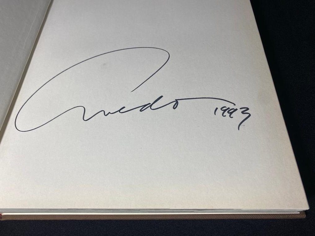 SIGNED; Richard Avedon - An Autobiography (VINTAGE SIGNATURE + BOX ...