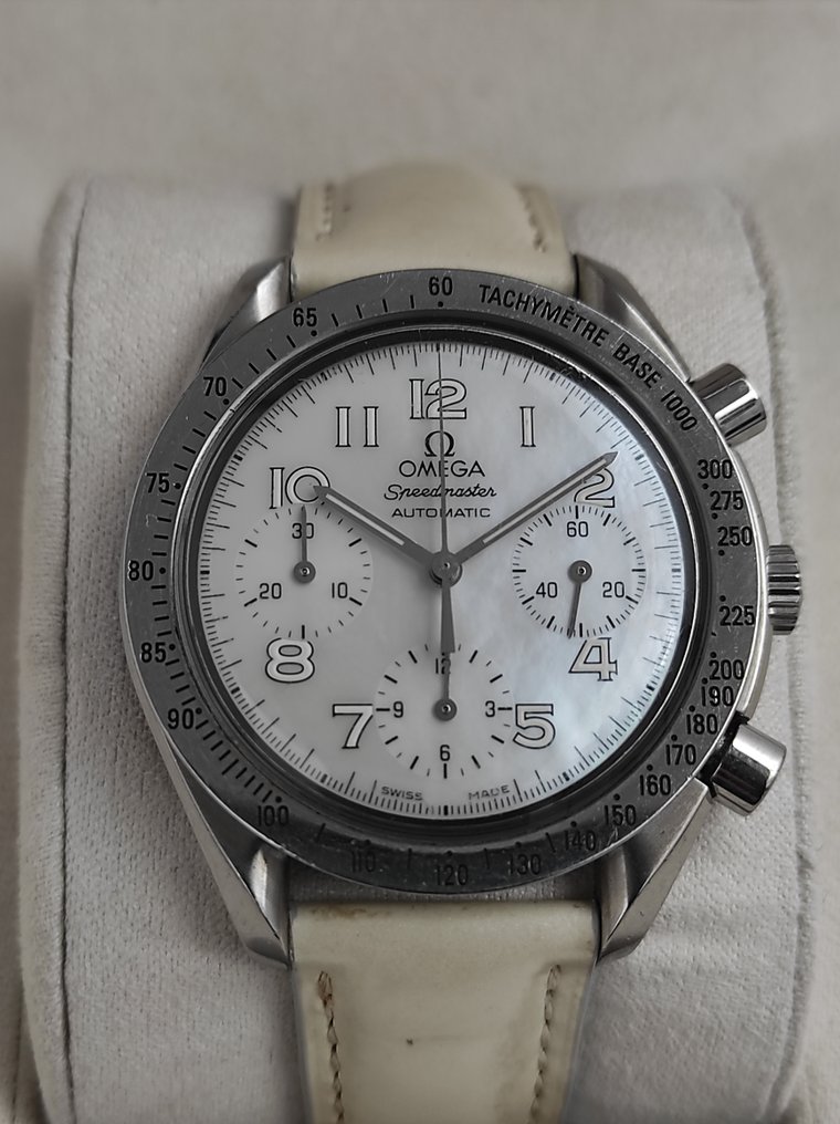 Omega - "NO RESERVE PRICE" Speedmaster Reduced Chronograph - Catawiki