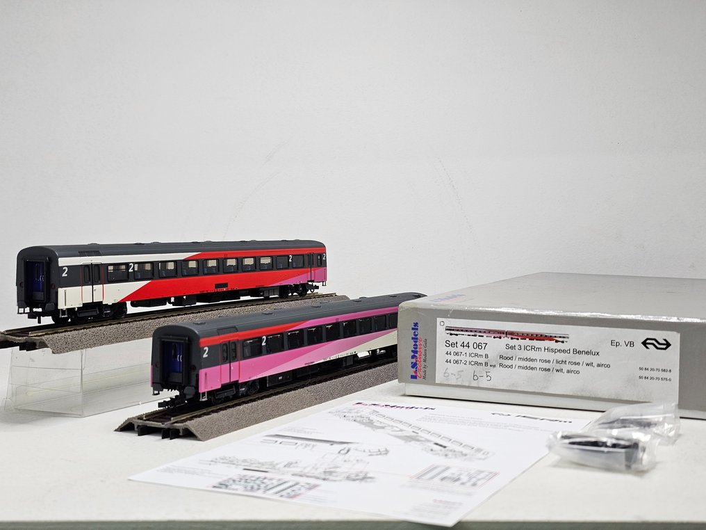L.S. Models H0 - 44 067 - Modeltrein personenwagonset (1) - 2-Delige set 'Fyra' HiSpeed ICRm ...