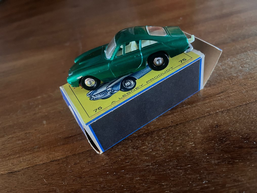 Matchbox 1:43 - 1 - Voiture de sport miniature - Ferrari Berlinetta ...
