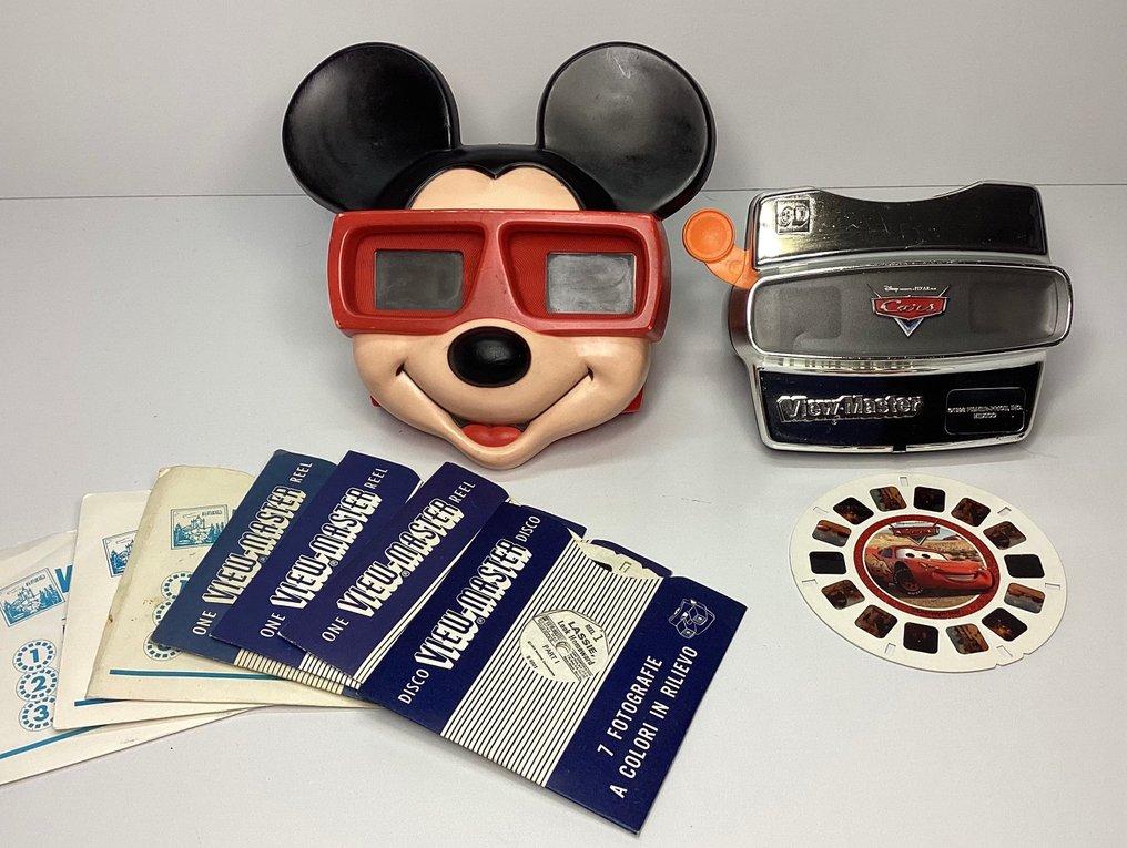 View-Master 3D “Cars” and “Mickey Mouse” viewer with 20 reels ...
