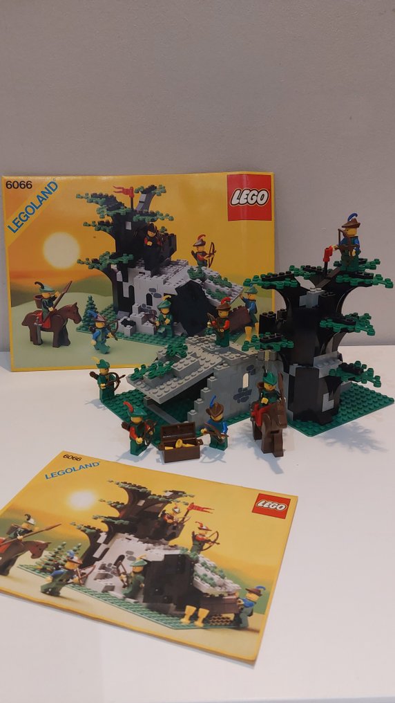 Lego - LEGO 6066 Forestmen Camouflaged Outpost - Classic Castle - 1980 ...