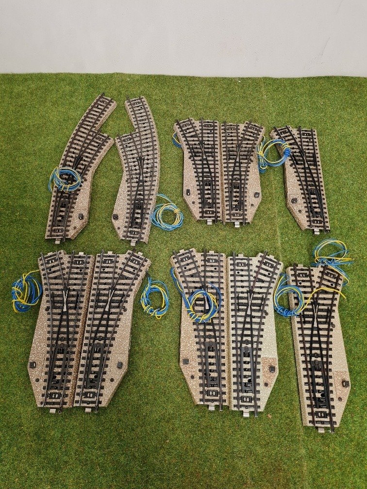 Märklin H0 - 5202/5221/5141/5142 - Model train (10) - 10x M-Rails slim electric switches - Catawiki
