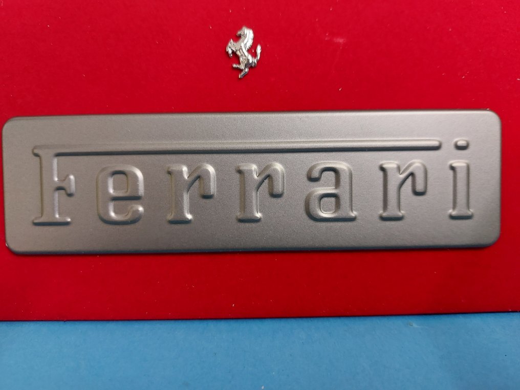 Badge - Ferrari - Scritta Ferrari - 2000 - Catawiki