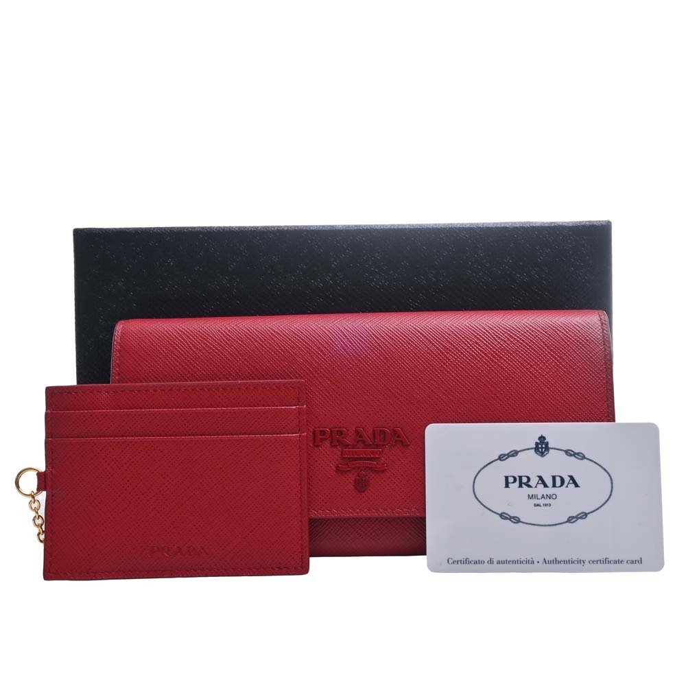 Prada - Wallet - Catawiki