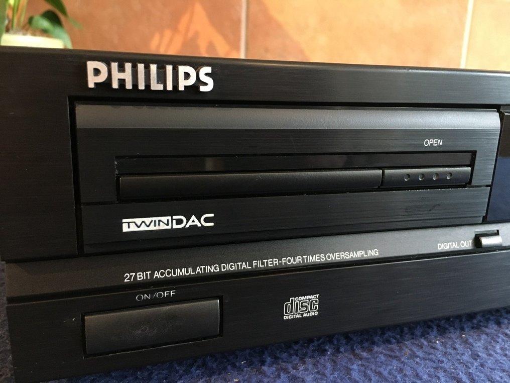 Philips - CD620 twin DAC TDA1541 CD player - Catawiki