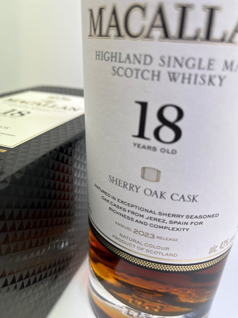 Macallan 18 Years Old Sherry Oak Cask 2023 Release Original