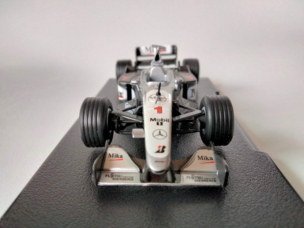 IXO/Formula 1 Legends 1:43 - 1 - Coche de carreras a escala - McLaren-Mercedes MP4/14 #1 - Mika ...