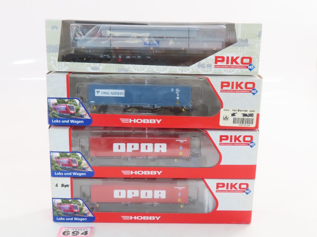 Piko H0 - 95577/57730/57727 - Model train freight carriage (4) - Four ...