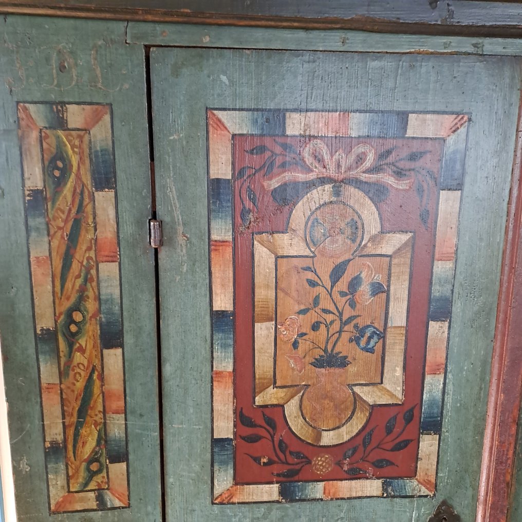 Cupboard (1) - Wood - Catawiki