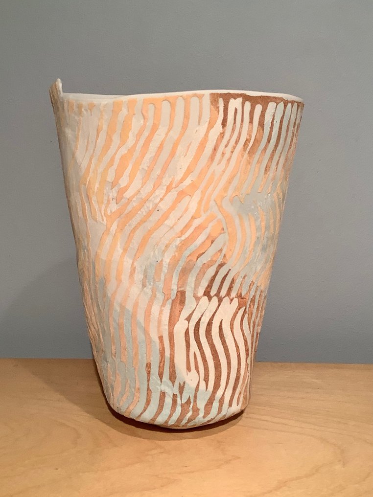 Johan van Loon - Vase - porcelaine - signé Johan van Loon / 2001 haut ... Johan van Loon - Vase - porcelaine - signé Johan van Loon / 2001 haut ...