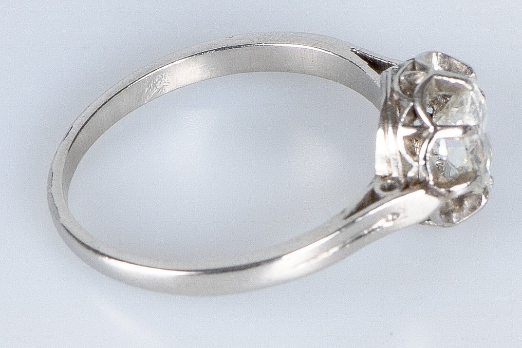 18 kraat Hvidguld - Ring - 0.75 ct Diamant - Catawiki