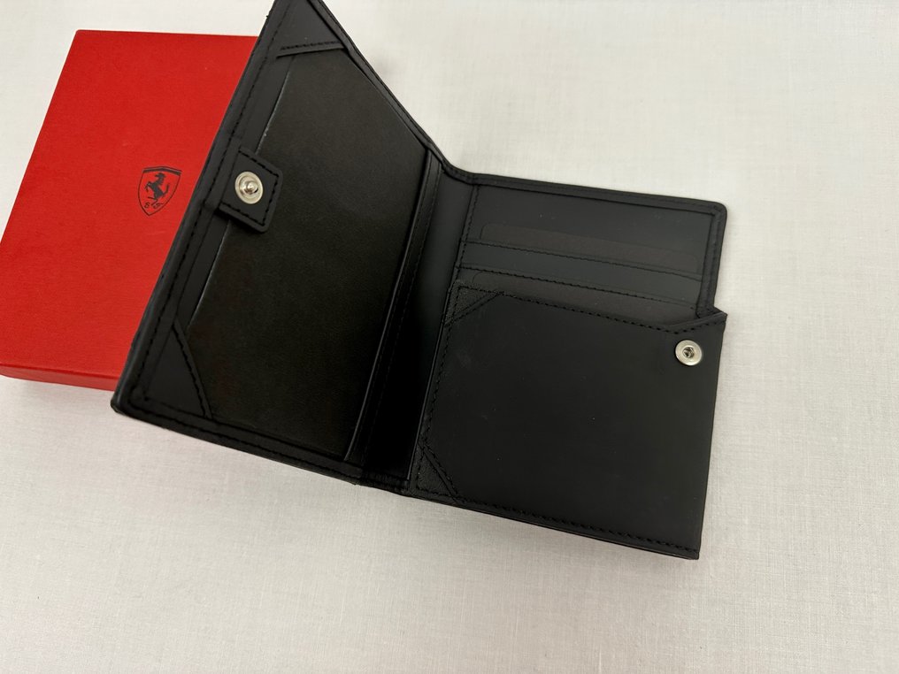 Wallet - Ferrari - Black Leather Wallet in Box - Never used - F1 Club ...