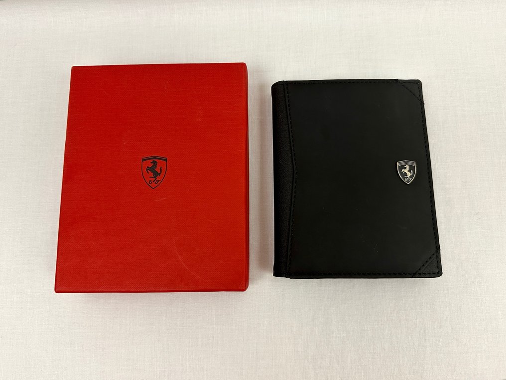 Wallet - Ferrari - Black Leather Wallet in Box - Never used - F1 Club ...