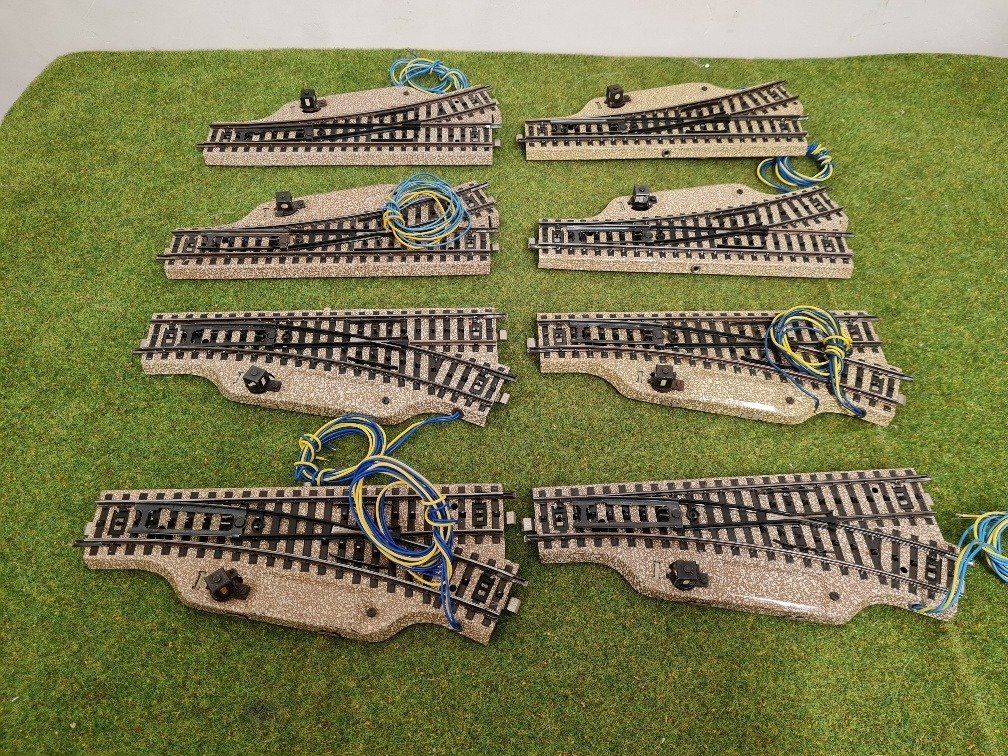 Märklin H0 - 5203/5204/5118/5119 - Modeltreinsporen (10) - 10x M-Rails ...