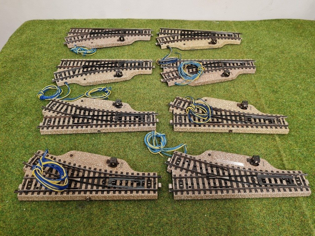 Märklin H0 - 5203/5204/5118/5119 - Modeltreinsporen (10) - 10x M-Rails ...