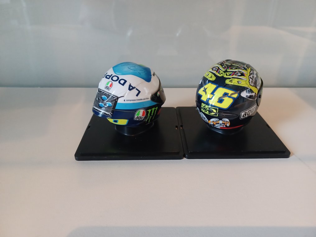 Spark 1 5 - 2 - Modelauto - Valentino Rossi Helmets - Catawiki Spark 1 5 - 2 - Modelauto - Valentino Rossi Helmets - Catawiki