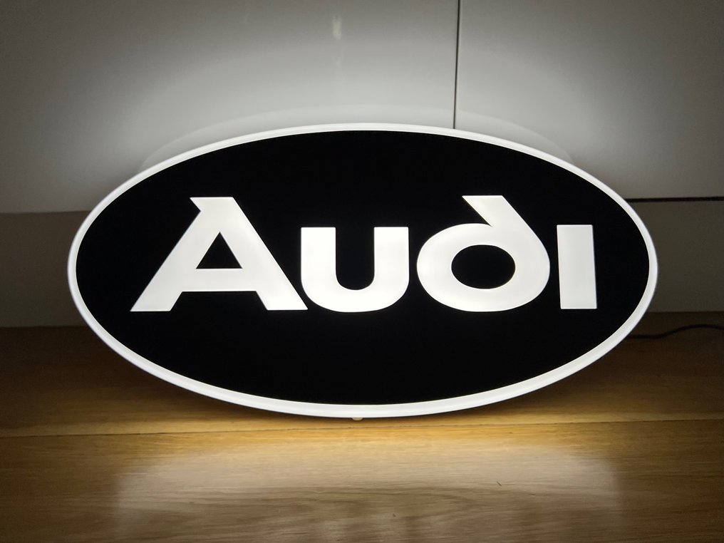 Audi - Lighted sign - Plastic - Catawiki