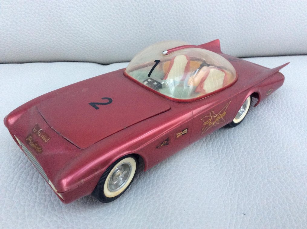 Monogram 1:24 - 1 - Berline miniature - Darryl Starbird's Predicta ...