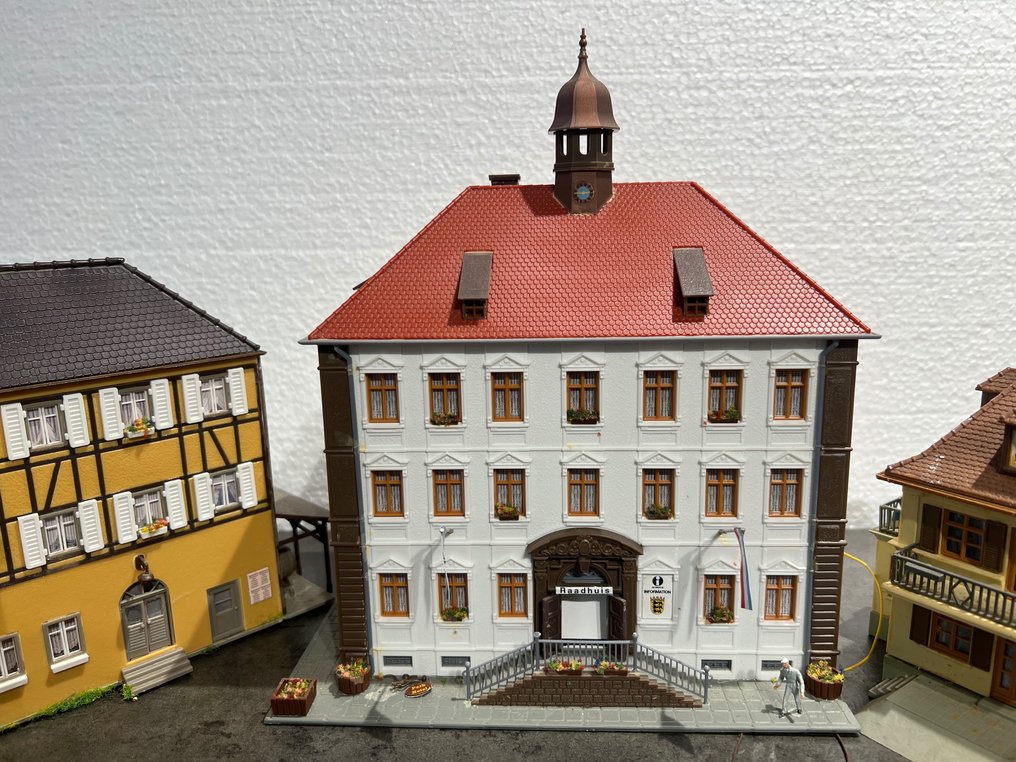 Faller, Pola H0 - Model train buildings (3) - Town hall, Park hotel ...