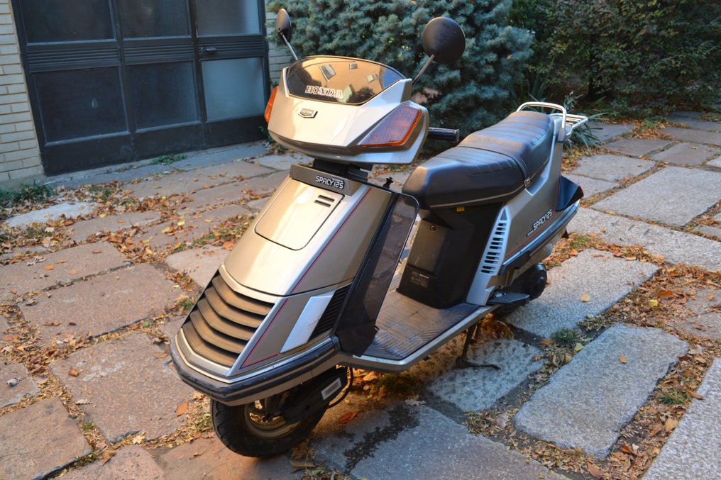 Honda - Spacy - 125 cc - 1987 - Catawiki