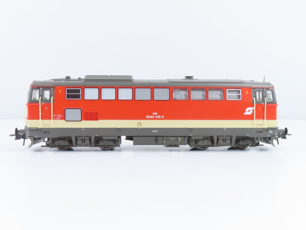 Roco H0 - 63907 - Diesel locomotive (1) - Series 2043 - ÖBB - Catawiki