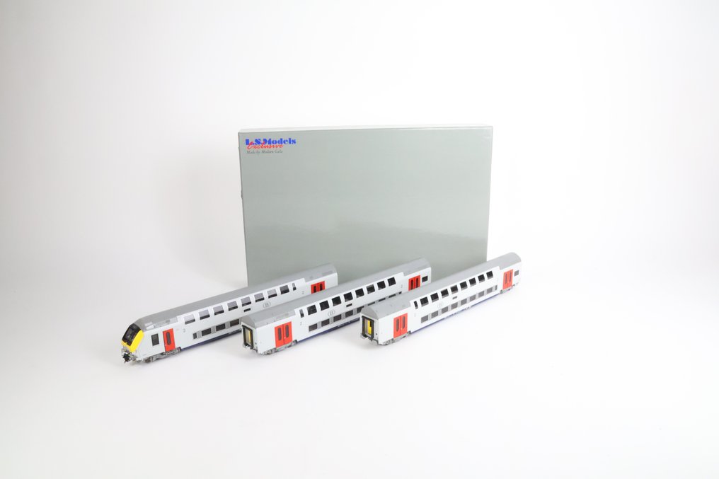L.S.Models H0 - 43013 - Model train passenger carriage set (1) - M6 double-decker carriages with ...