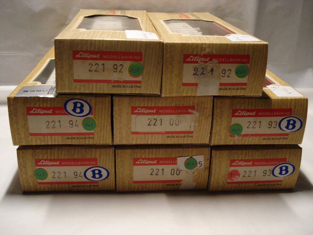 Liliput H0 - 22100/22192/22193/22194 - Model train freight carriage (8 ...