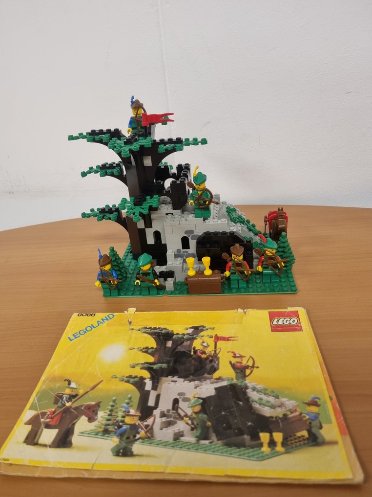 LEGO - Castle - 6066 - Camouflaged Outpost - 1980-1990 - Catawiki