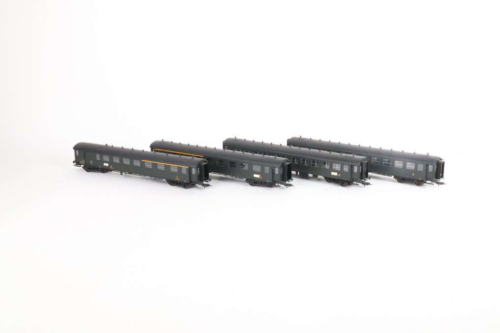 Roco H0 - 44012 - Ensemble de wagons de passagers pour trains ...