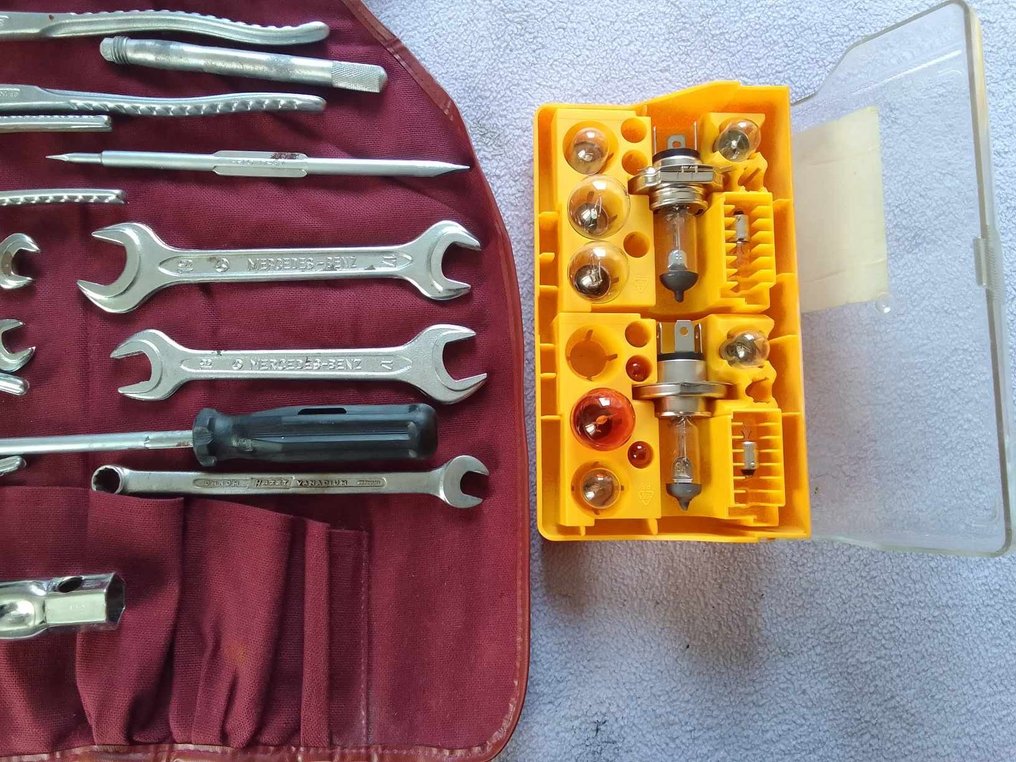 Tool bag/toolkit - Mercedes Benz tool kit w110 w111 w113 sl w107 sl ...