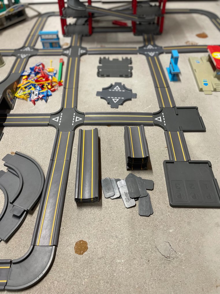 Big Lot Matchbox Garage - 1 - Voiture miniature - Motorcity 500 - 1993 ...