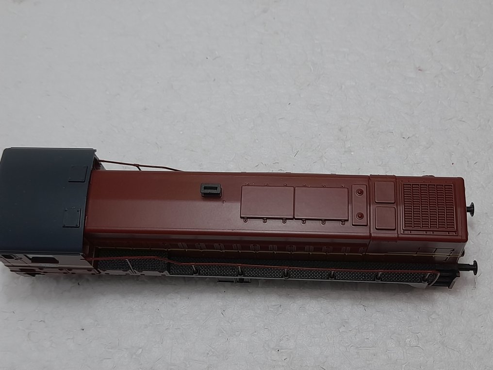 Roco H0 - 63926 - Diesel-electric locomotive (1) - NS series 2200 - NS ...