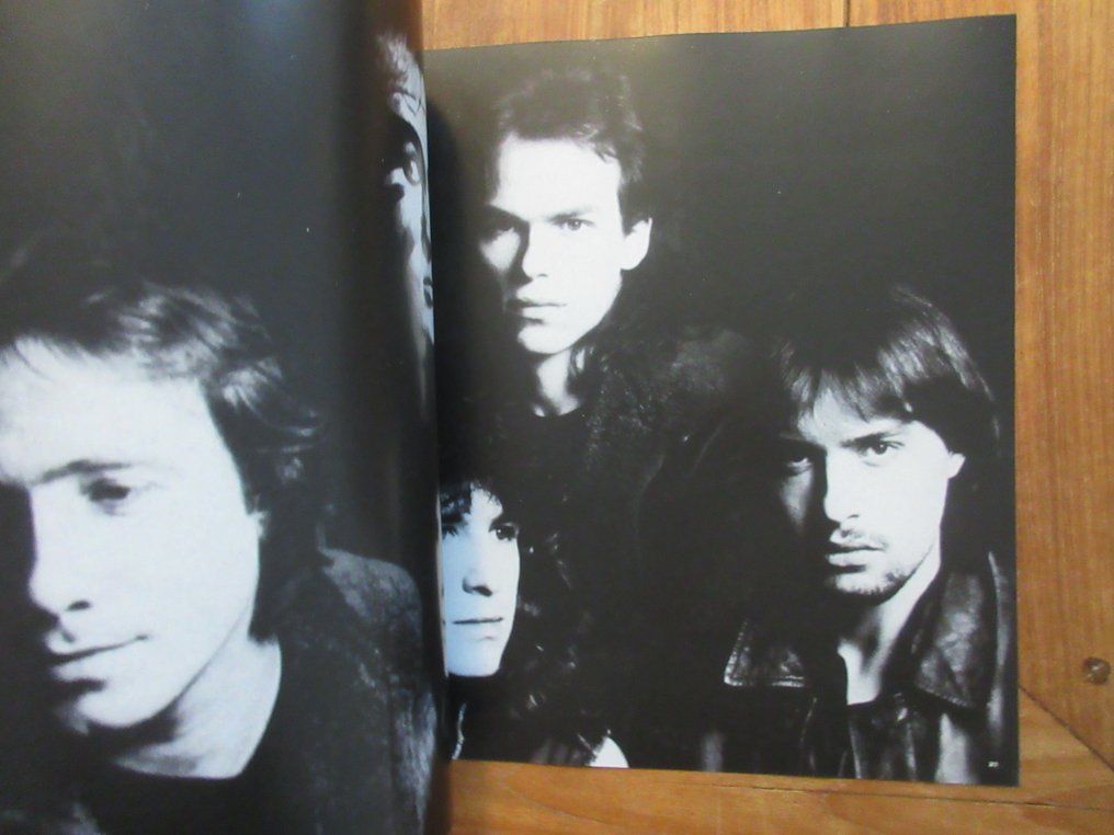 Marillion - Fugazi (Deluxe limited edition) - Coffret - 2021 - Catawiki