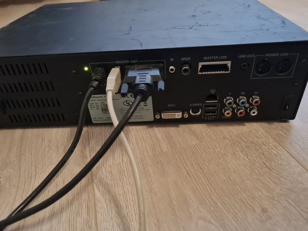 Bang & Olufsen - BeoSound 5 + BeoMaster 5 + BeoLink 4 Stereoanlage ...