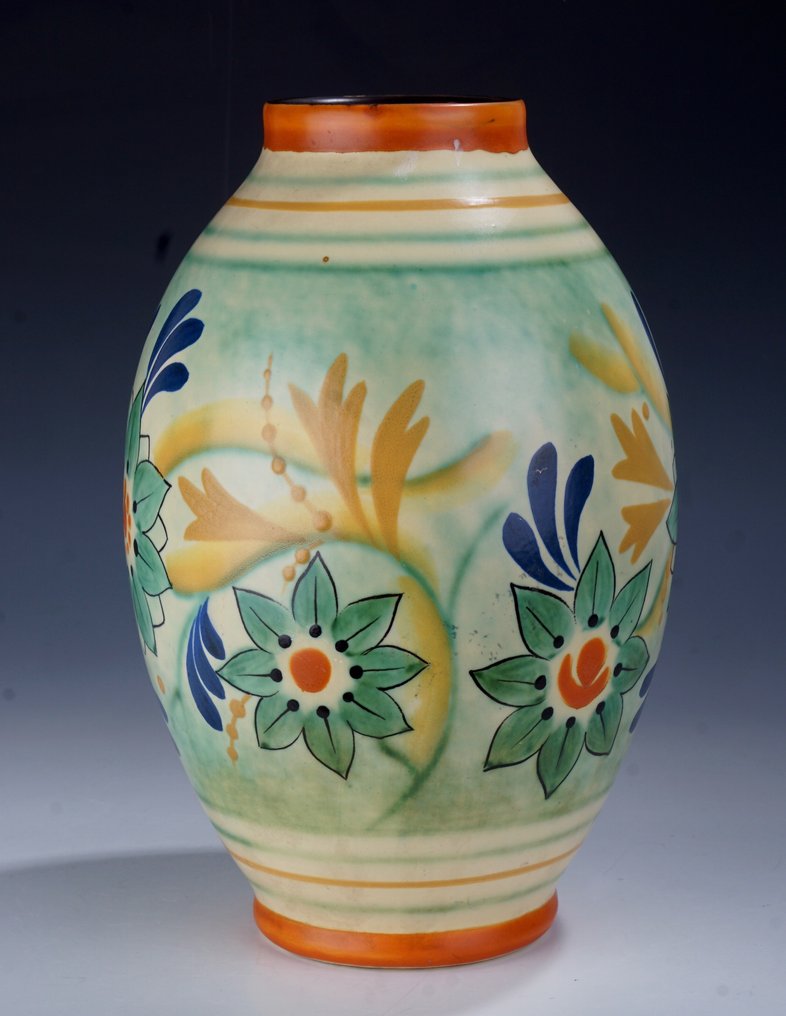 Charles Catteau - Vase - Art Deco vaas met stilistisch polychroom decor ...