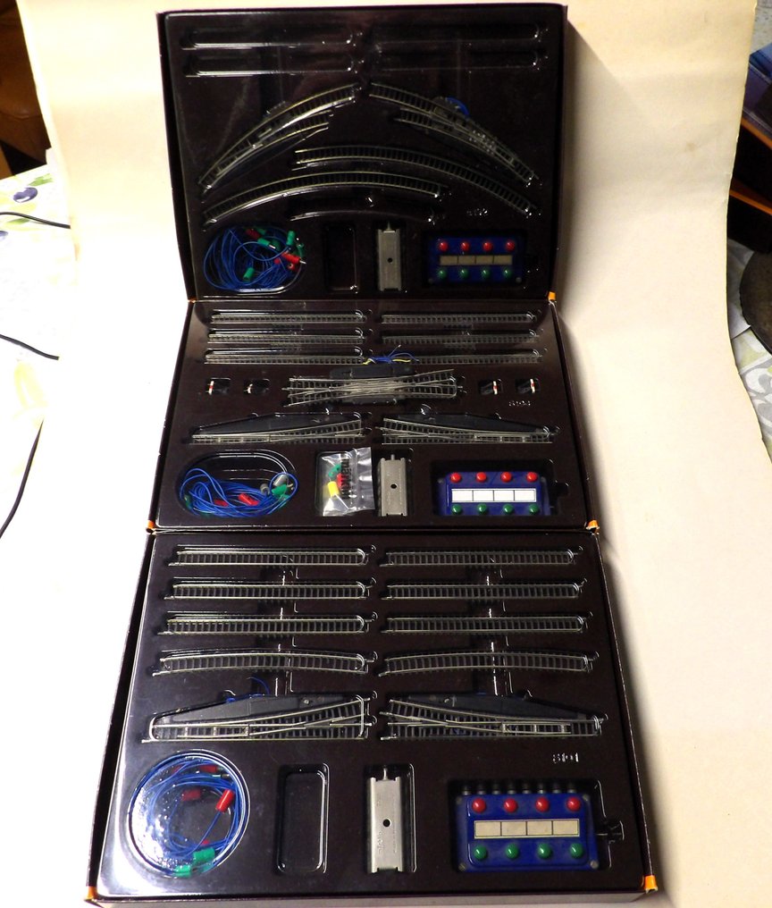 Märklin Z - 8191, 8192, 8194 - Ensemble de rails pour trains miniatures (3) - E, T1 et T3 - Catawiki