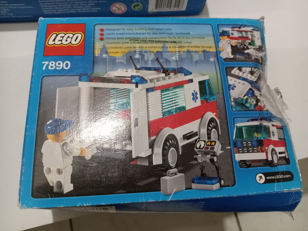Lego - City - 7890,60116,60023 - Ambulances - 2010-2020 - Catawiki