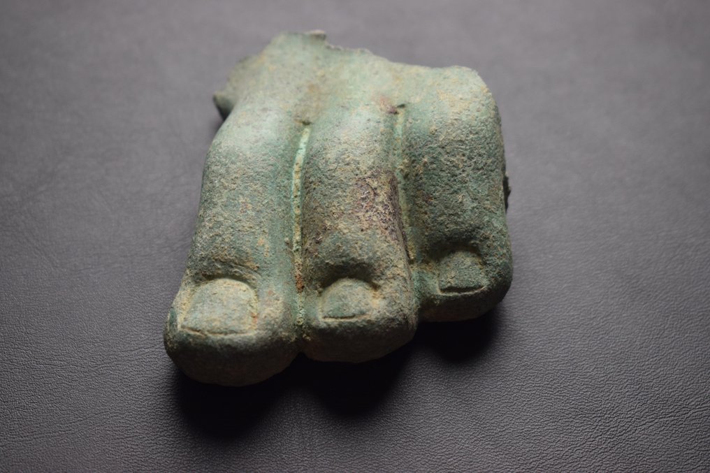 Ancient Roman Bronze Roman Ancient Statue Toes - Catawiki