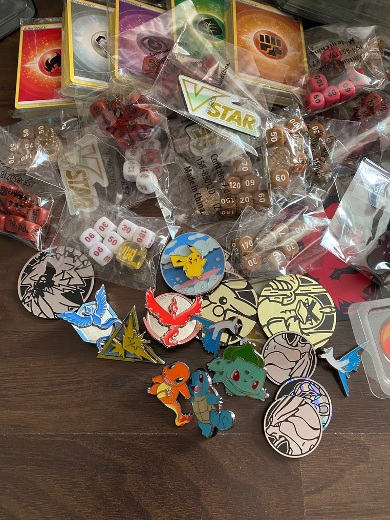 Pokémon - 700 Mixed collection - Catawiki