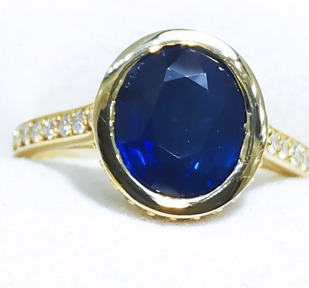 Zafiro AAA 3.47ct- IGE 5.39gr - 18 kt. Gold - Ring Sapphire - Catawiki